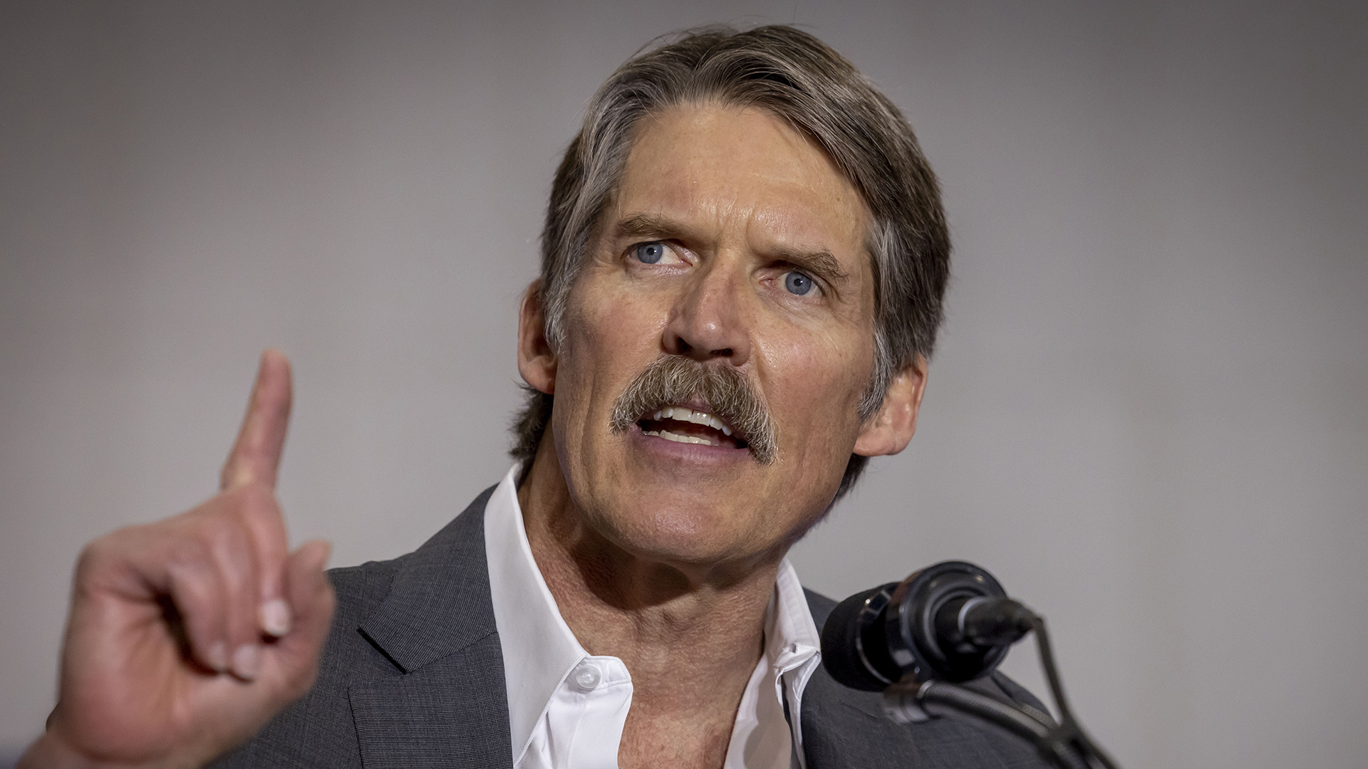 Hovde says he doesn't oppose elderly people voting