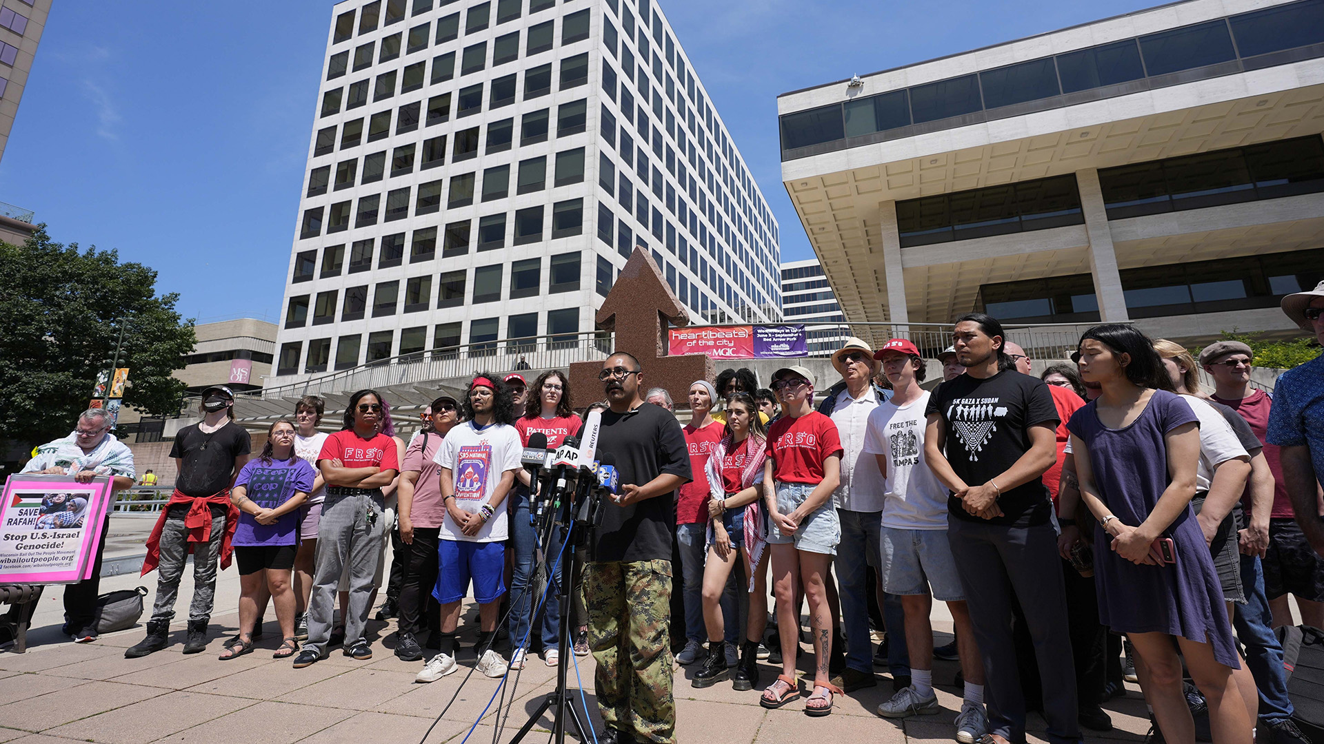 Activists In Milwaukee Proceed With Plans For Rnc Protests