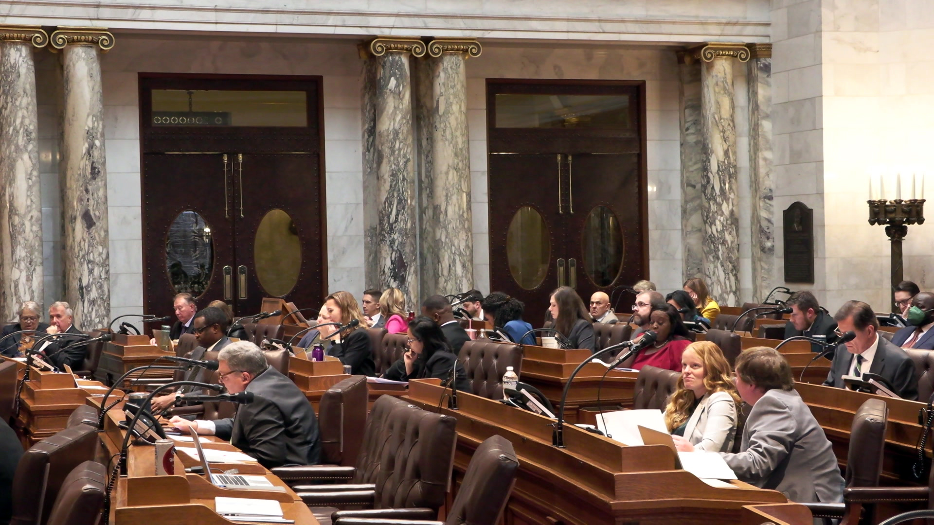 Wisconsin voters oust multiple legislators in the 2024 primary, setting ...