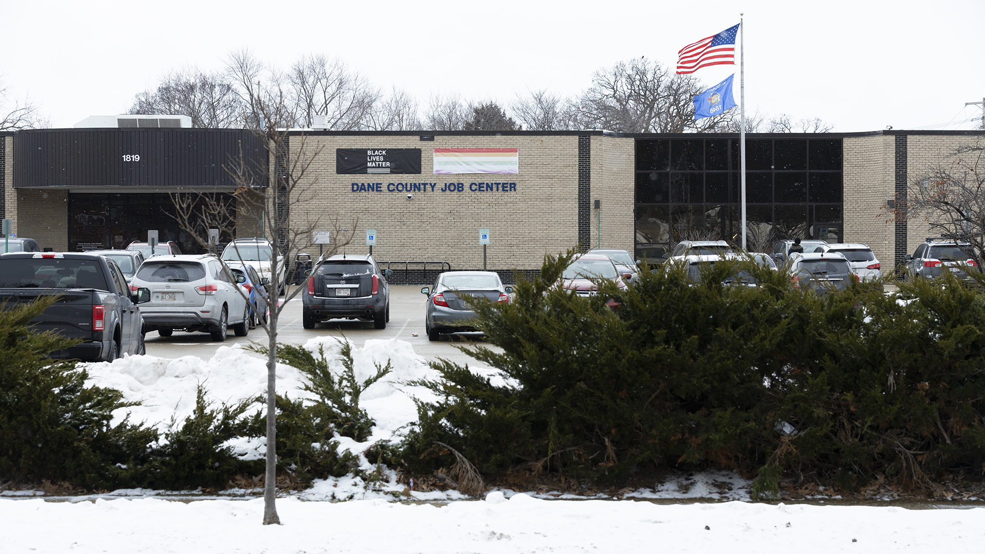 Looking for work? Here’s how Wisconsin's job centers seek to offer help
